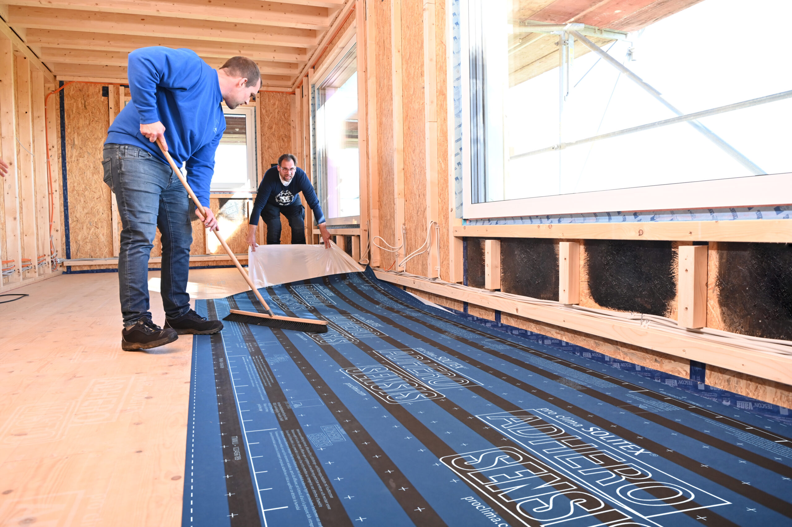 Bauzeitenschutz mit innovativer Feuchtesensorik: Die neue SOLITEX ...